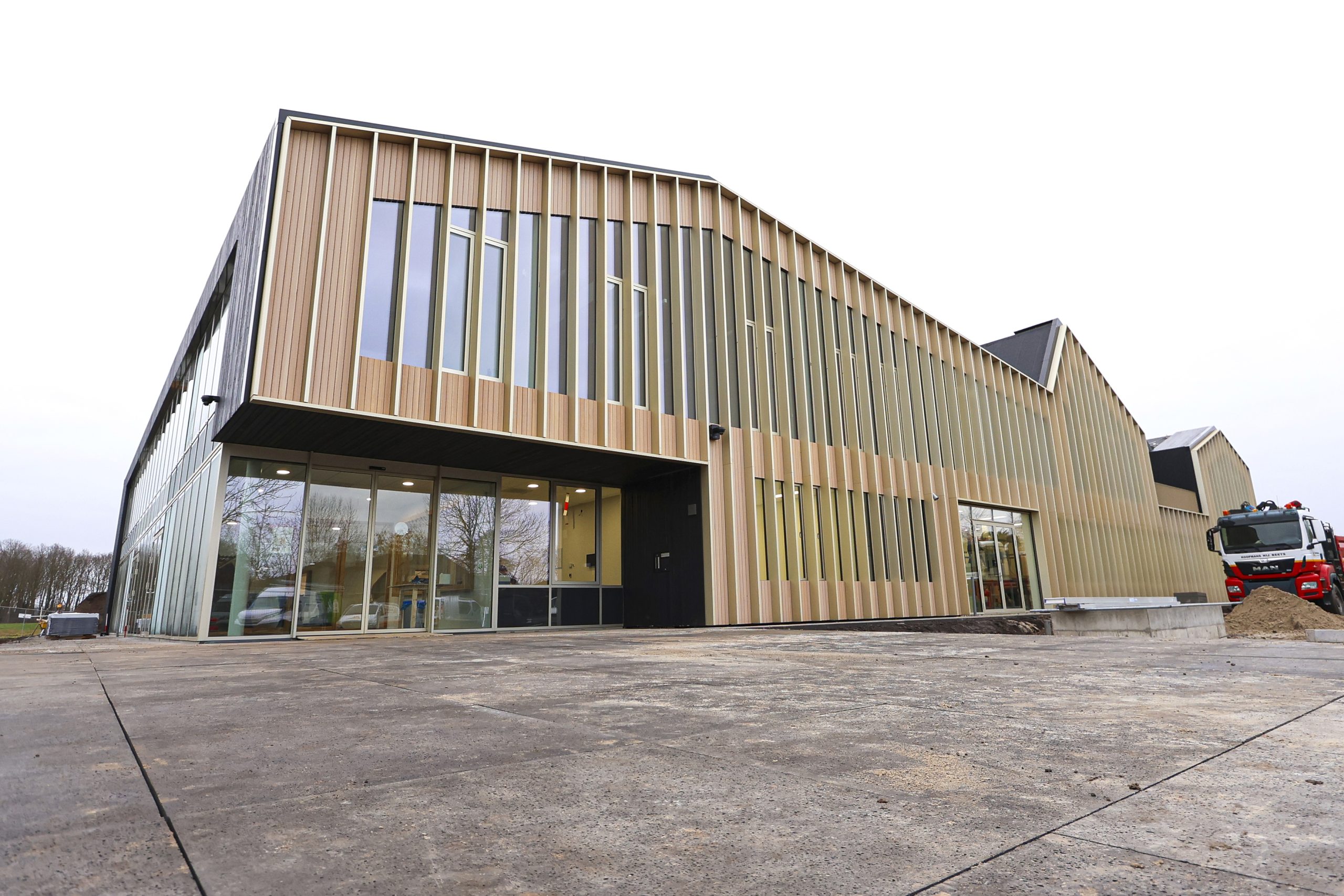 Inrichting nieuwe school Zuyderzee Lyceum Lemmer kan beginnen - Lennamare